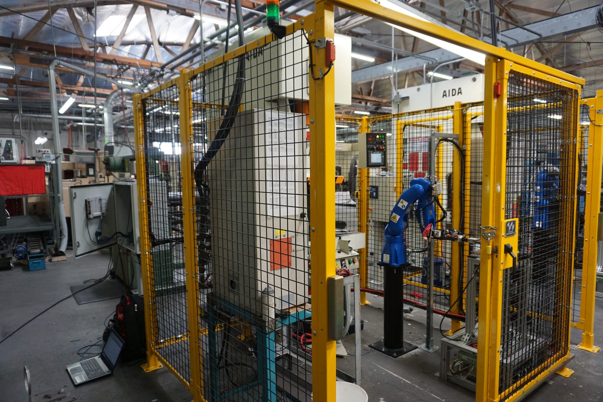 Press Tending Robots – Eagle Vision & Automation